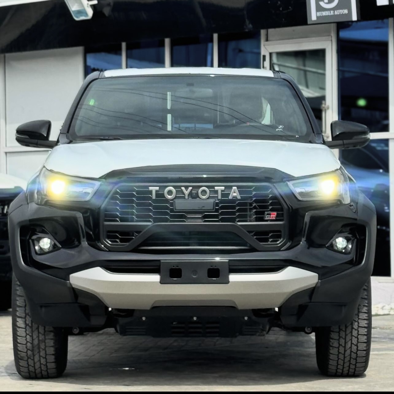 2024 Toyota Hilux, Lagos - Adnation